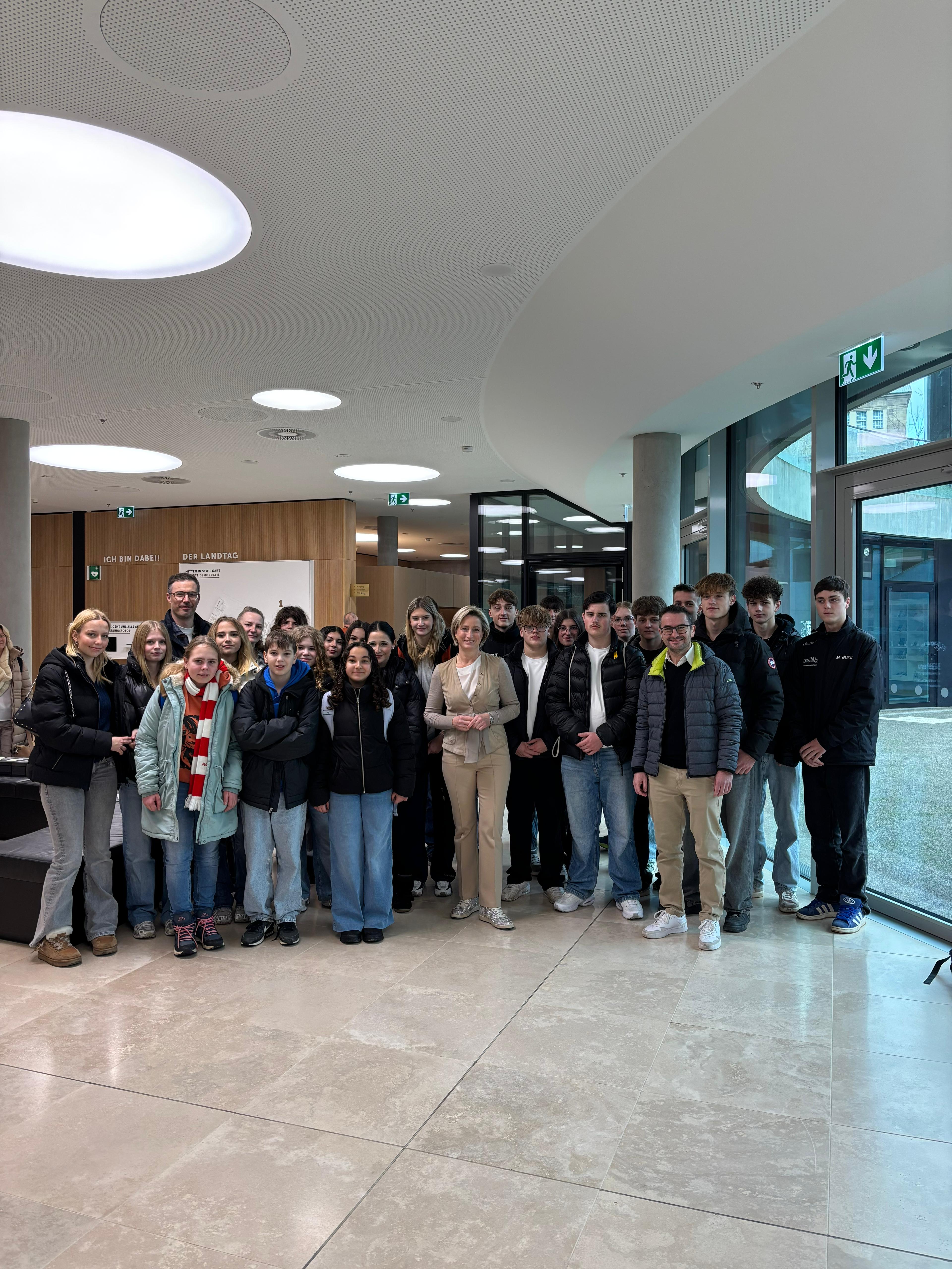 SMV der Realschule Bisingen besucht den Landtag